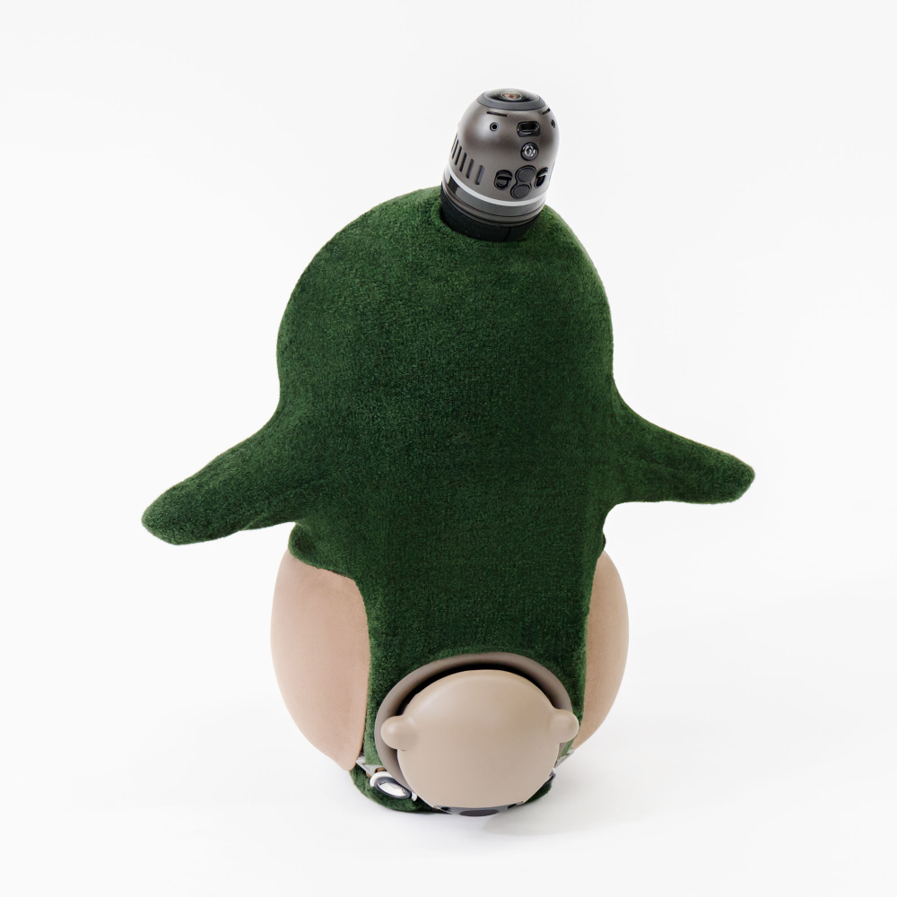 Karimoku×Takram×LOVOT ホールガーメント®(ふかみどり) | LOVOT ウェブストア