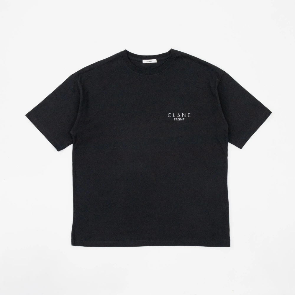 CLANE×FRAGMENT LOGO TEE(ブラック/ヒト) | LOVOT ウェブストア